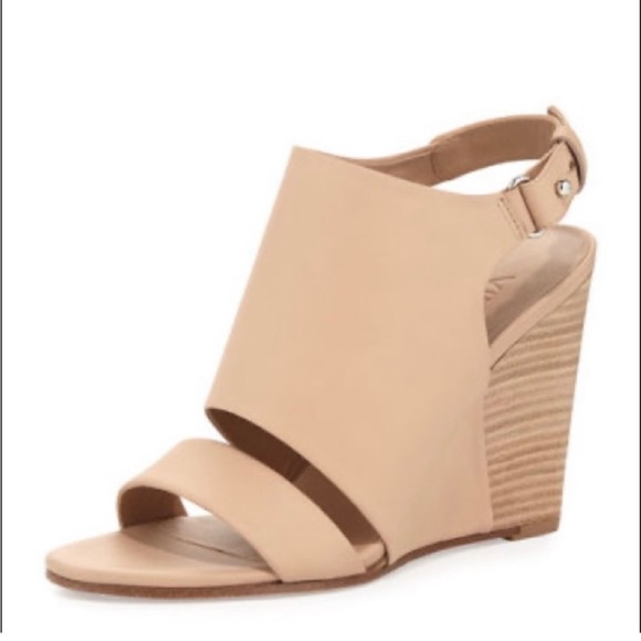 Vince | Shoes | Vince Light Tan Leather Wedges | Poshmark